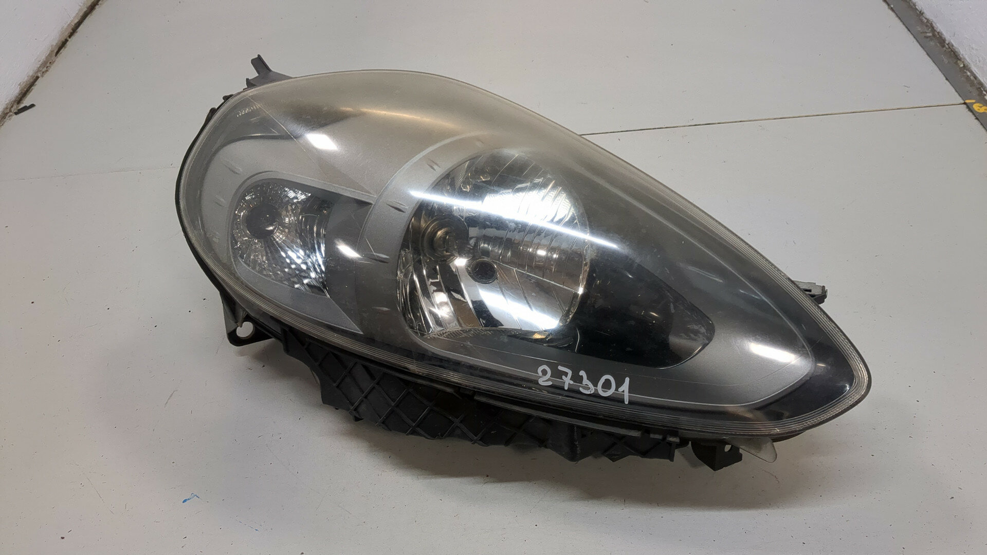 Фара (передняя) правая Fiat Punto Evo Б/У