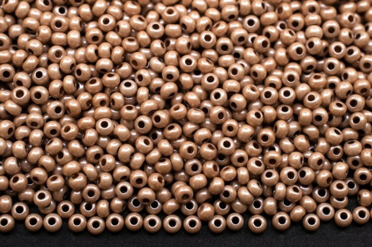Бисер чешский PRECIOSA круглый 10/0 46318 коричневый непрозрачный, 20 грамм