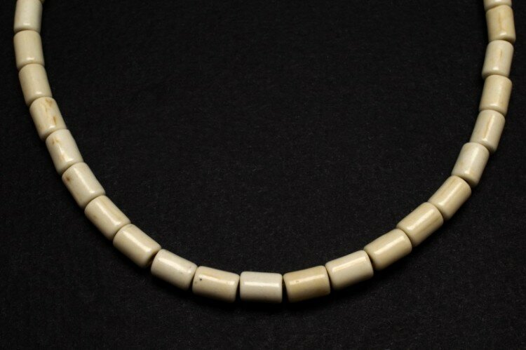 Бусина цилиндрическая Бирюза синтетическая 6х4мм, отверстие 1мм, цвет кремовый, 551-026, 1 нить (около 55шт)