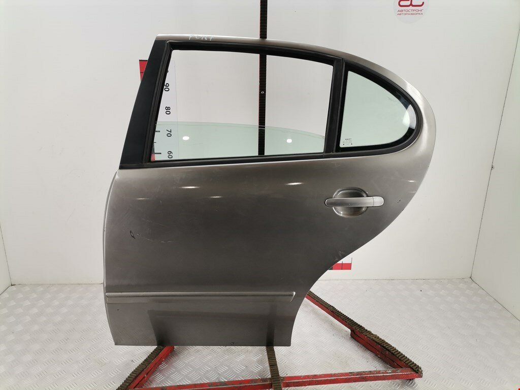 Дверь задняя левая Seat Leon 1 (1M) 1M0833055M арт. 1444782