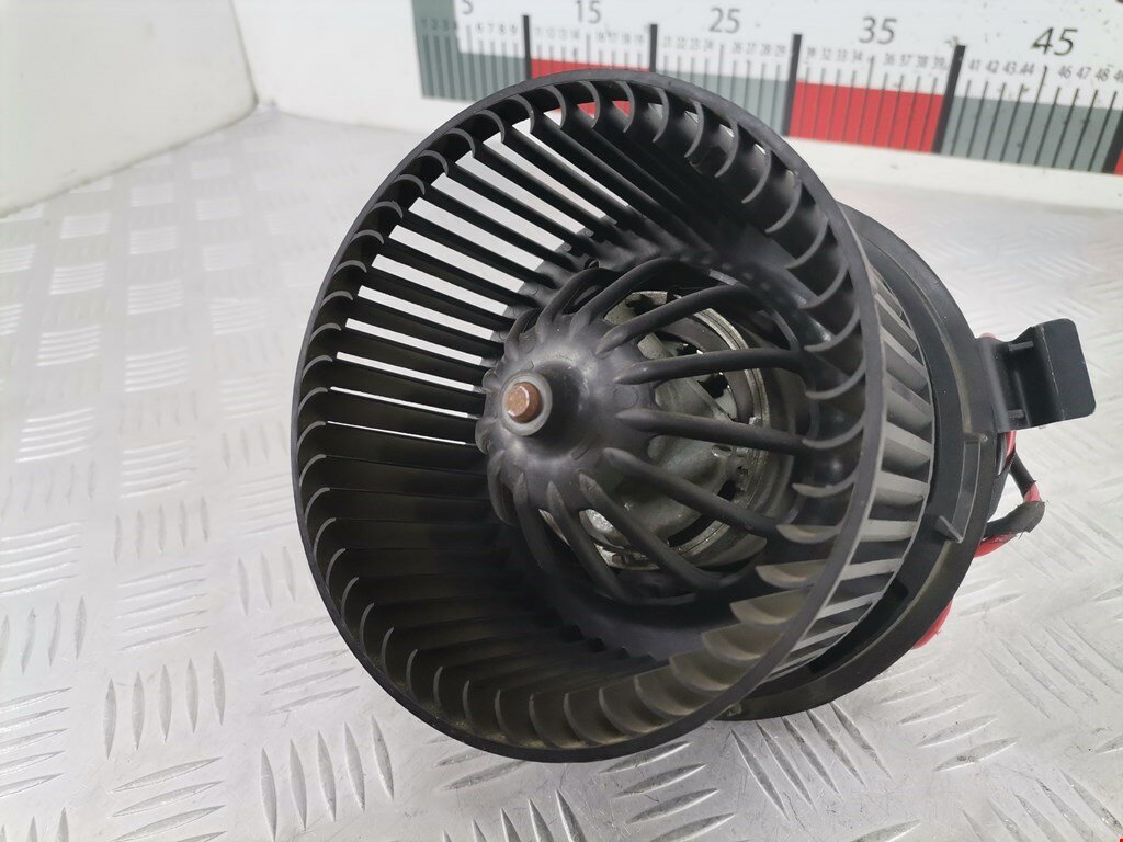 Моторчик печки (вентилятор отопителя) Renault Modus 7701209802 арт. 1527221