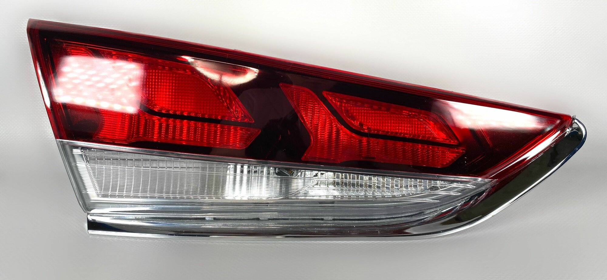 Фонарь задний Hyundai Sonata (LF) Хендай Соната 2014-2019, 1 шт. Стоп-сигнал, задние фонари галогенный левый внутренний
