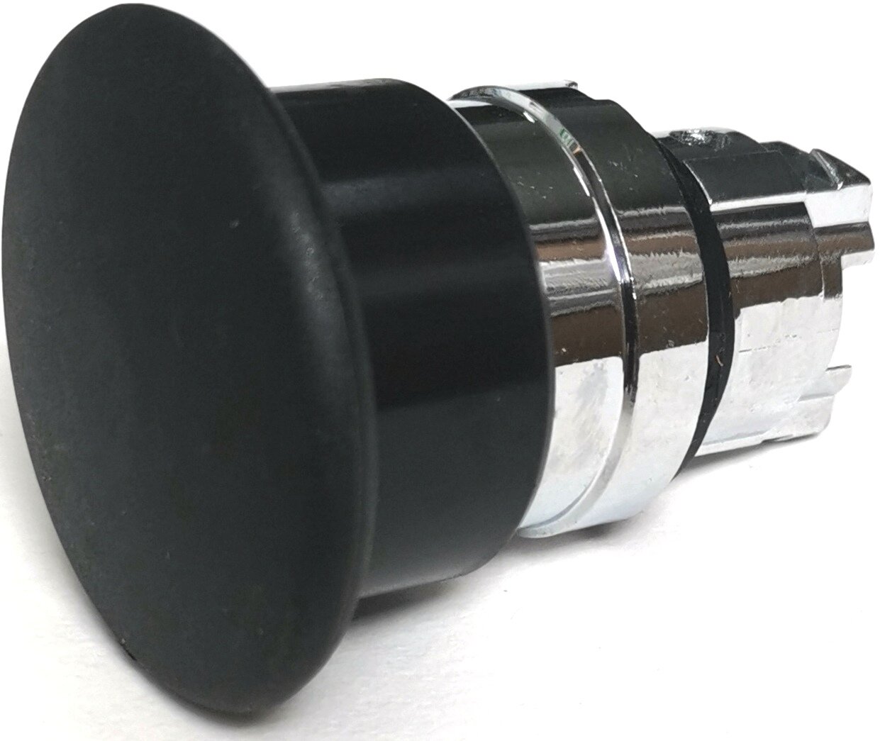 КМЕ 56С черный IP65 ZB4BC2. BR Грибовидная головка 40, металл, 22 мм, пружинный возврат