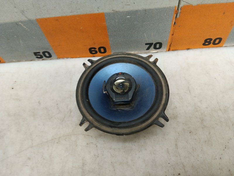 Б/У Мазда Фамилия 8 Динамик Mazda Familia 1998 BJ, BJ5P 303918 MAZDA арт. 303918