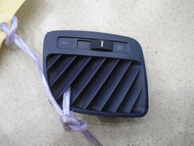 Дефлектор воздушный левый от Audi A6 C5 1997-2004