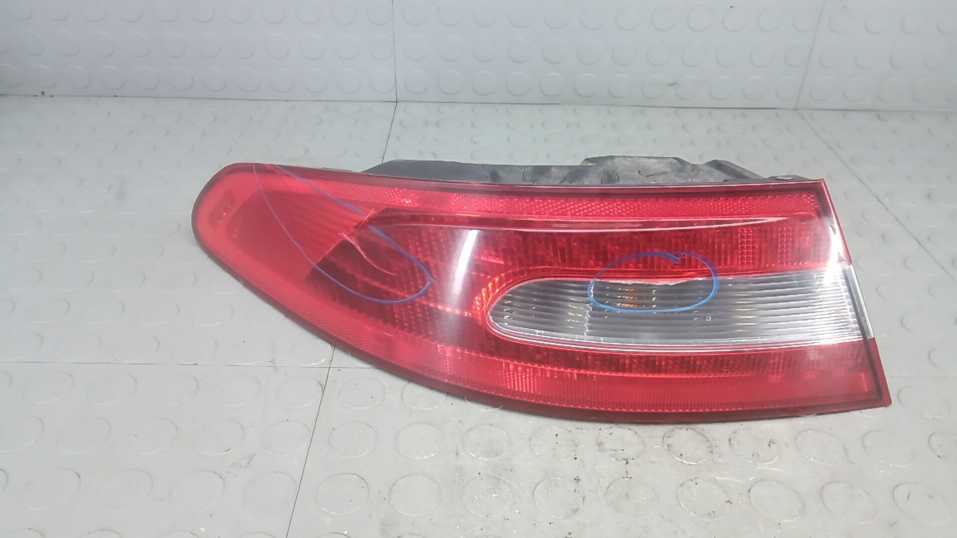 Фонарь задний левый JAGUAR XF (X250)