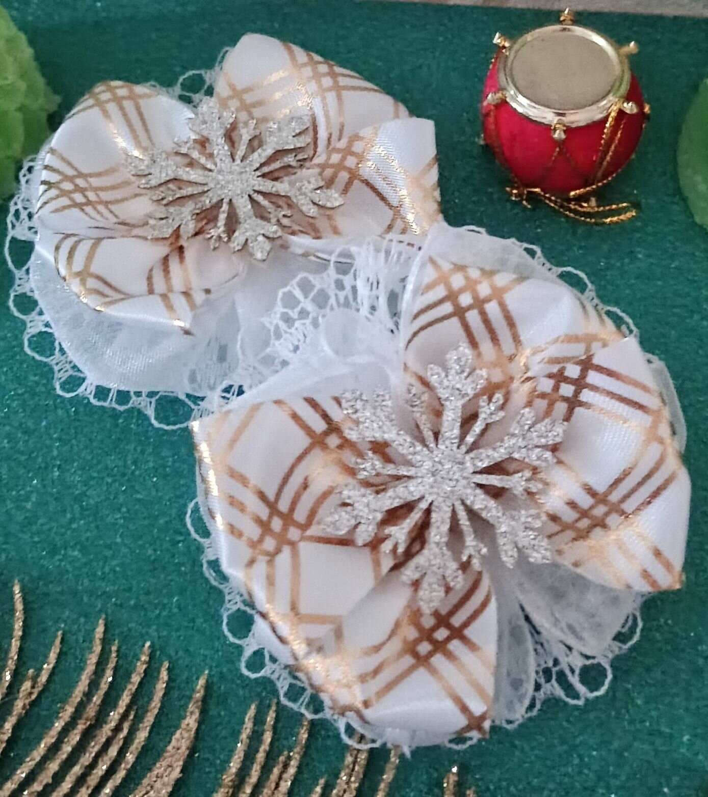 Бантики снежинки