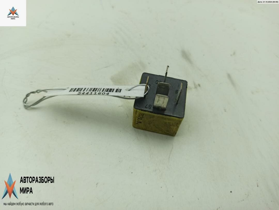 Блок управления вентилятором (реле) Renault Laguna рест. 1999 7700844253