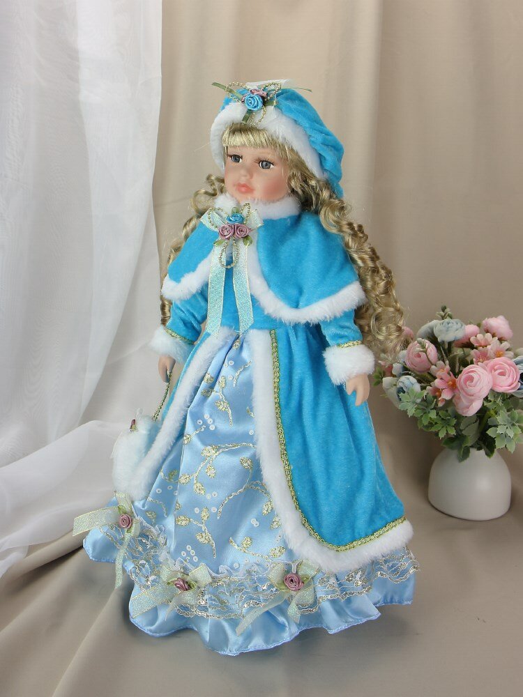 Кукла фарфоровая "Василиса"