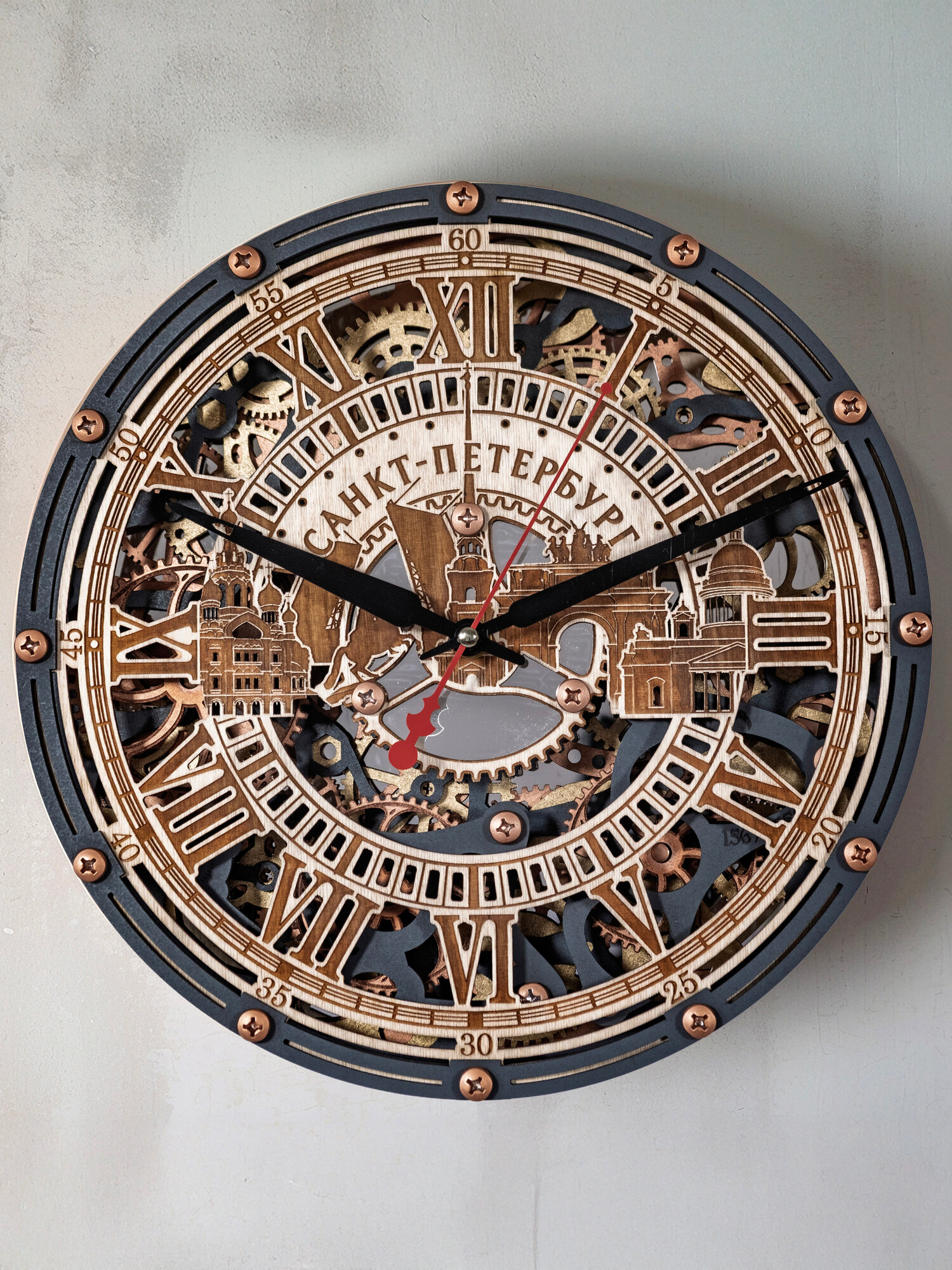 Настенные часы Автоматон Санкт-Петербург с движущимися шестерёнками Деревянные часы ручной работы