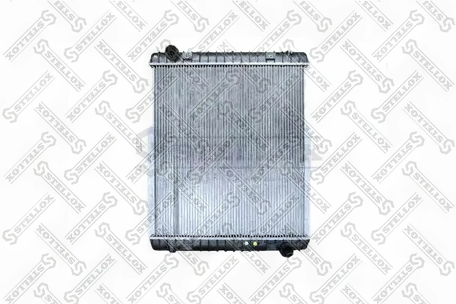 Радиатор охлаждения двигателя для Ивеко Еврокарго 1 2 3 81-03346-SX STELLOX