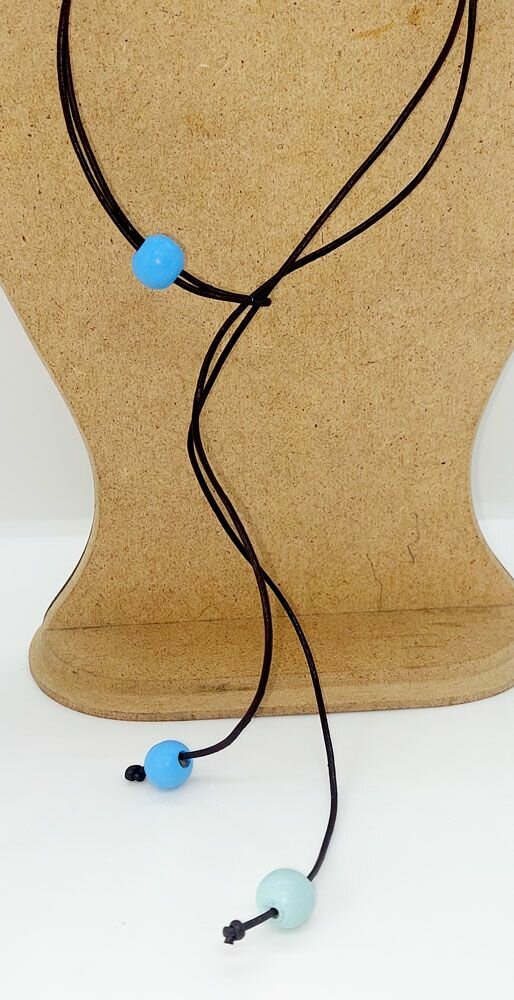 Колье, дерево