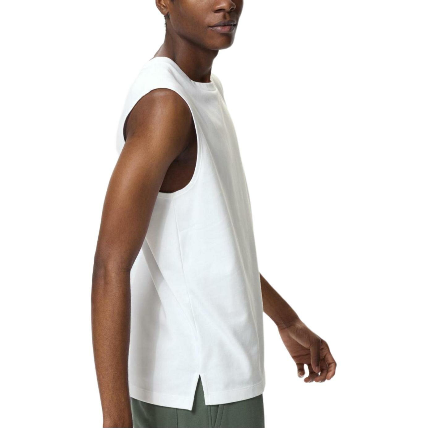Жилет Uniqlo
