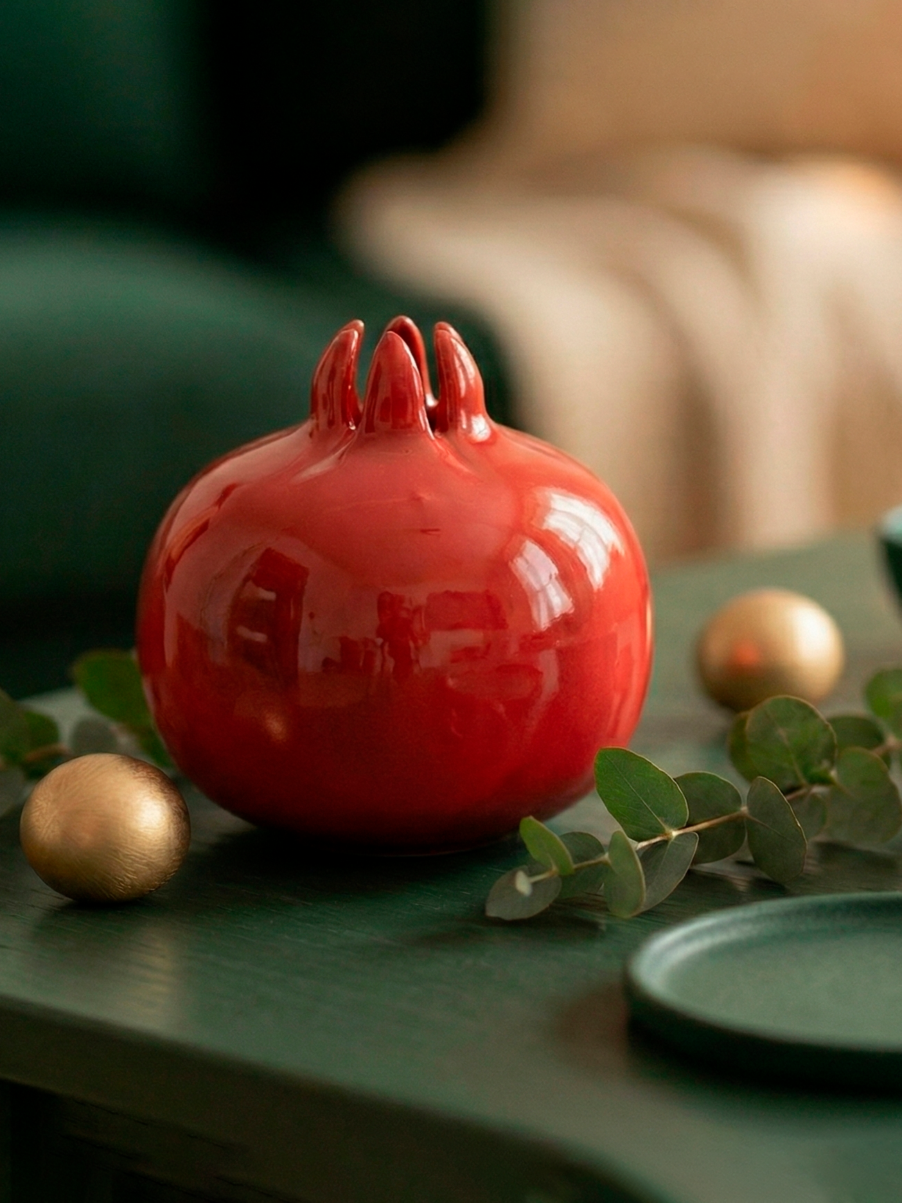 Статуэтка гранат красный средний