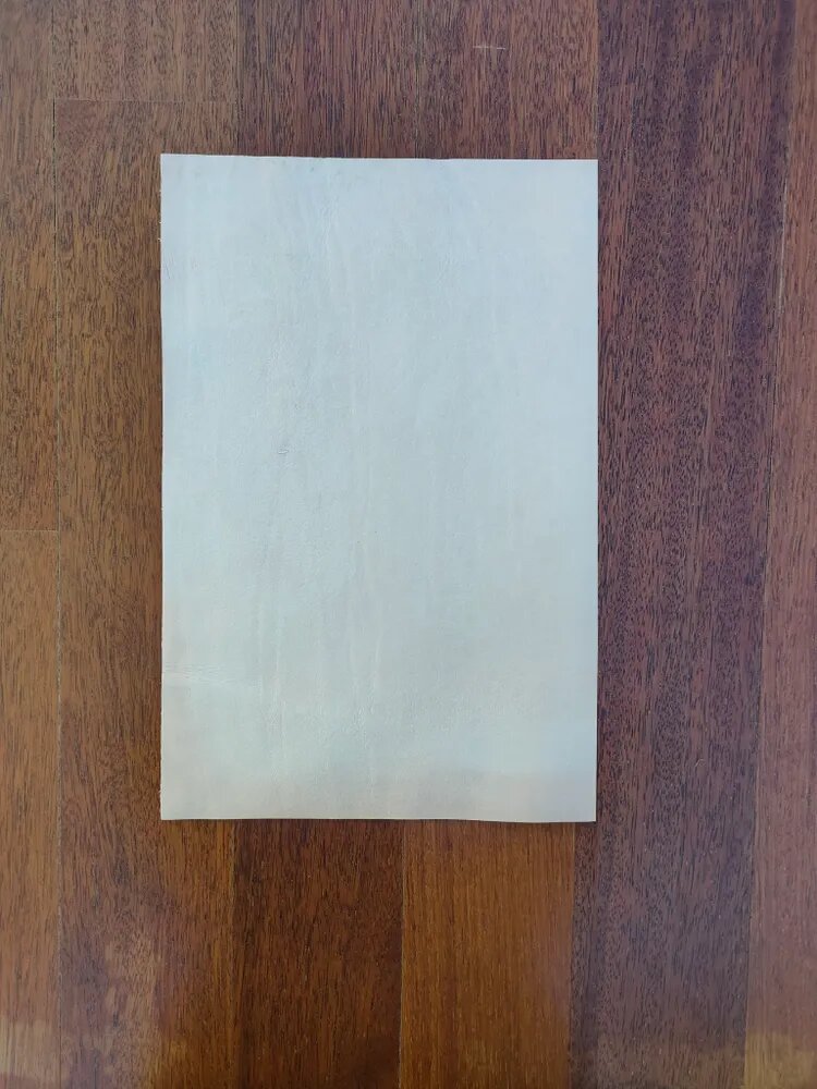 Натуральная итальянская кожа краст растительного дубления, Monpel Italia, артикул Crust Leo Naturale, толщина 1,8-2,0 мм. Формат А3 (297х420 мм)