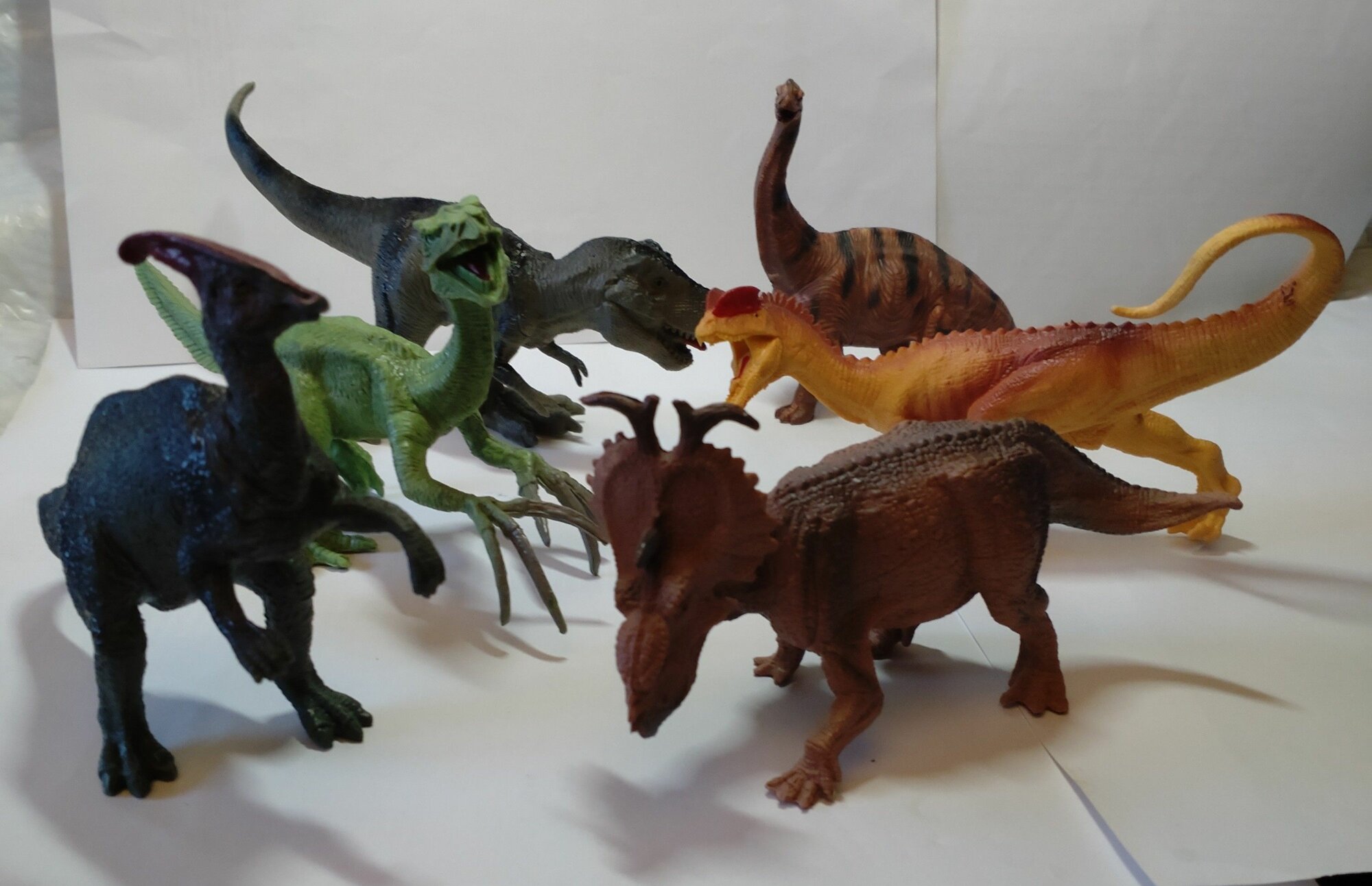 Набор резиновых фигурок "Мир Динозавров" К186, 6 штук