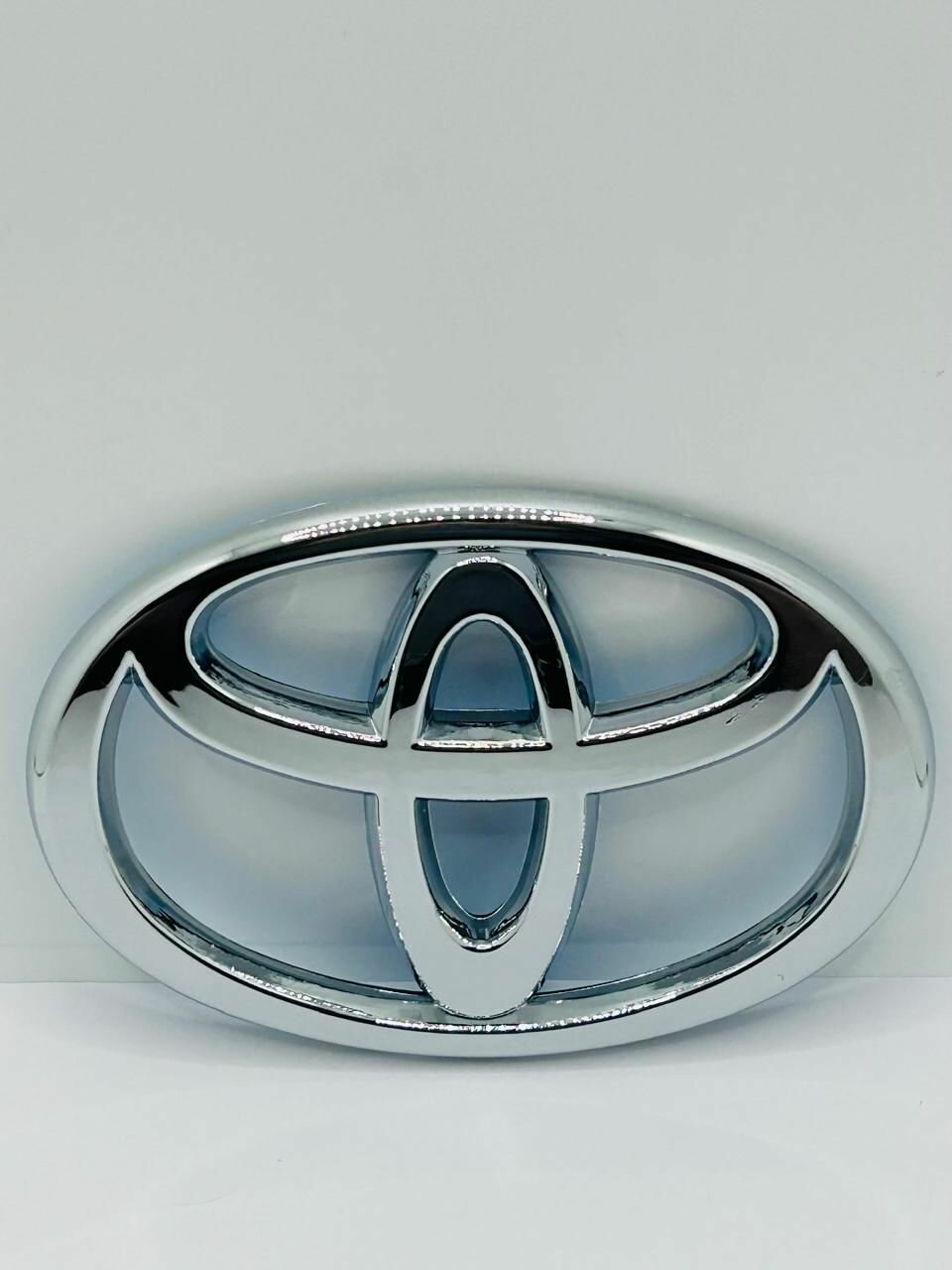 Эмблема на автомобиль Toyota Тойота Хром 90MM