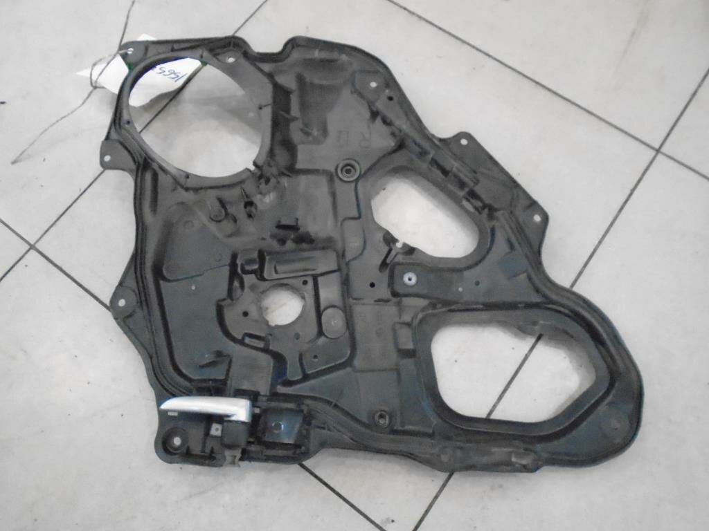 Панель двери задней левой от Mazda 3 bk 2003-2009