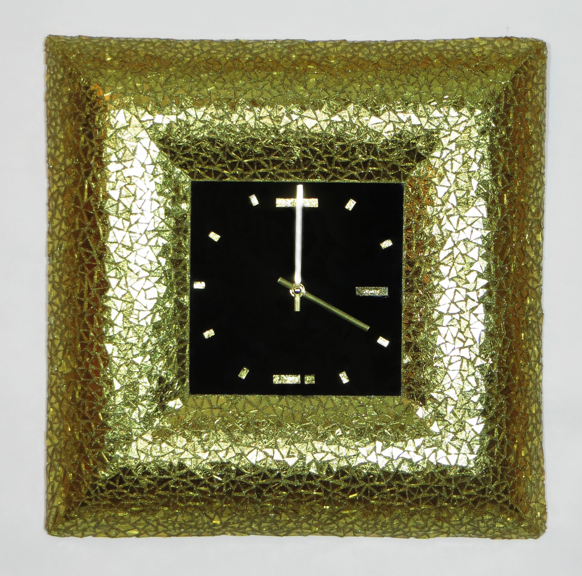 Настенные часы VIZANTIS "GOLDEN SQUARE"