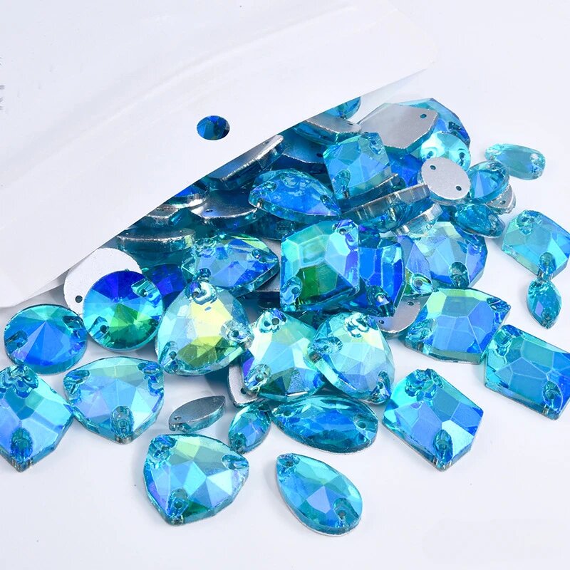 Стразы стеклянные Aquamarine AB, разные размеры, 100шт