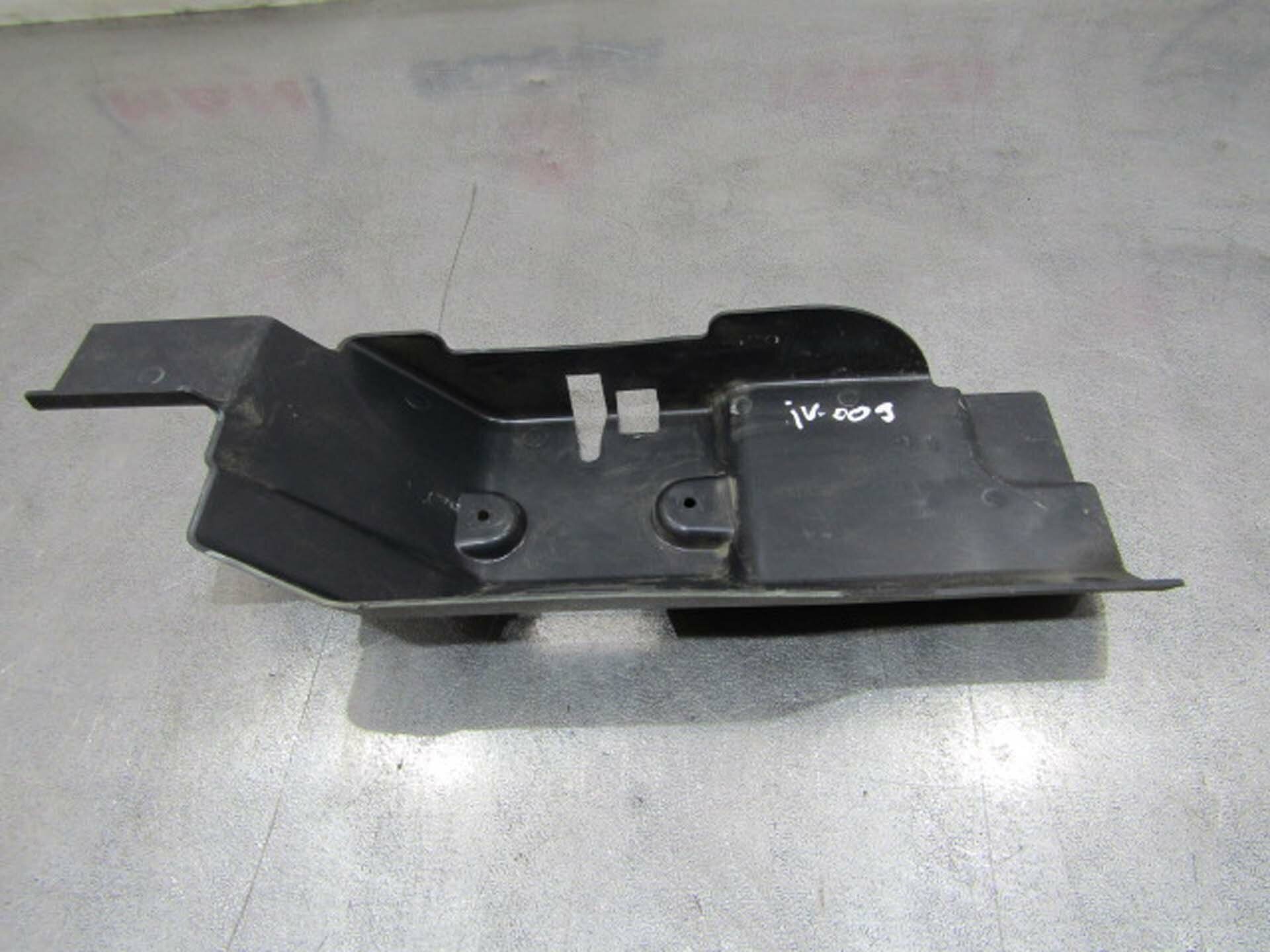 Крышка замка бардачка правого Iveco Eurocargo