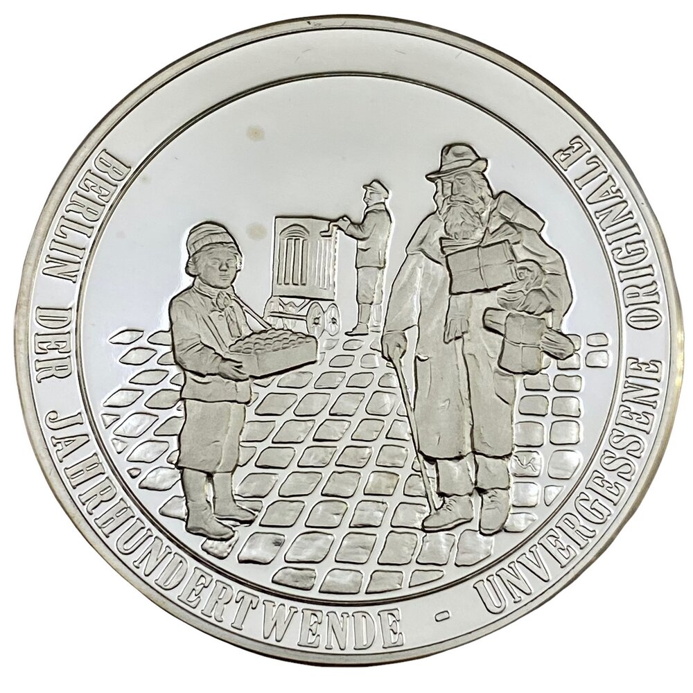 Германия, настольная памятная медаль "750 лет Берлину. Улица начала века" 1987 г.