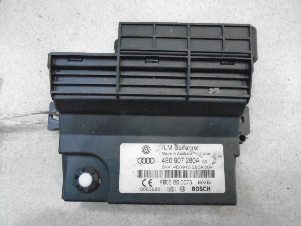 Блок управления от Audi A8 D3 2002-2010