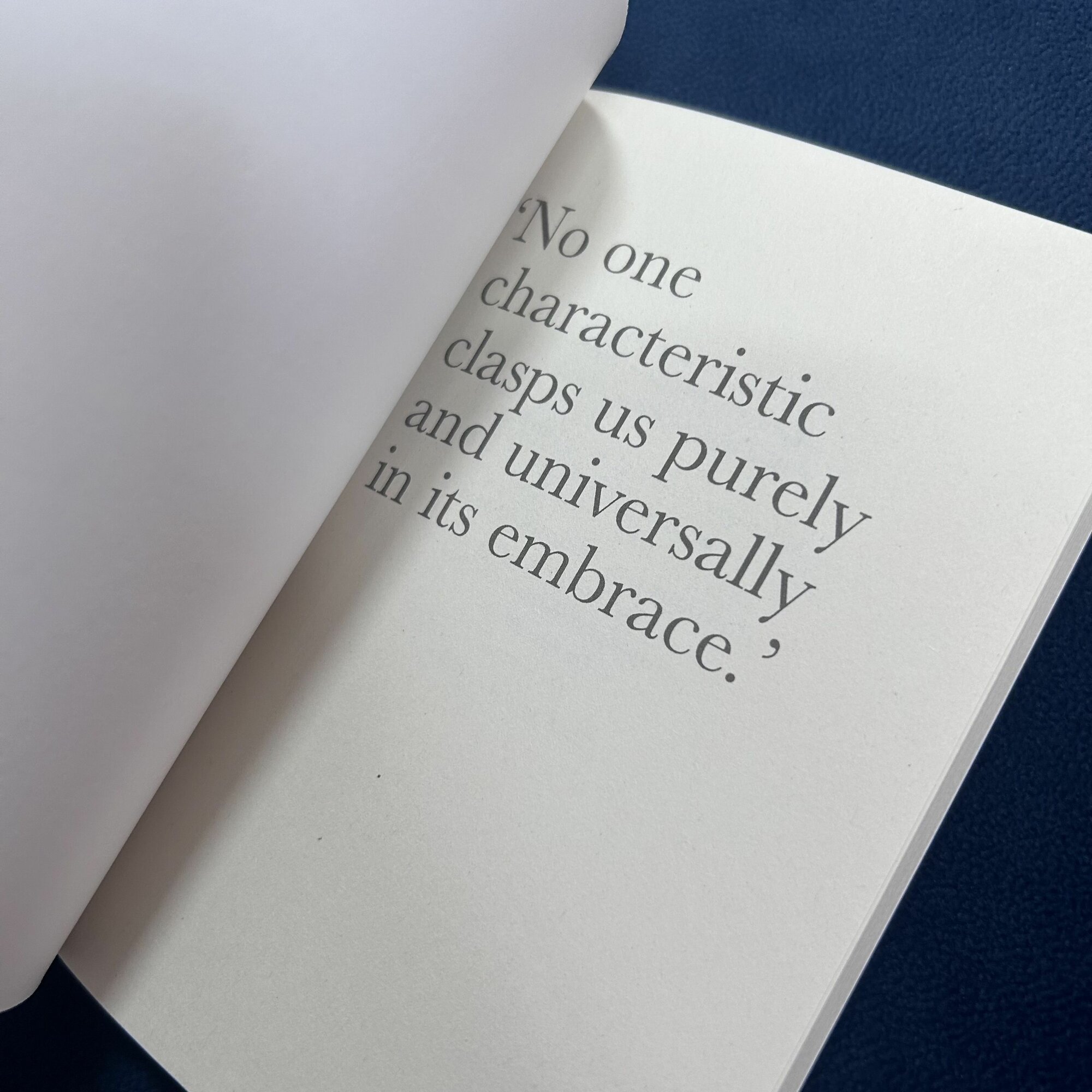 Книга — фото 1