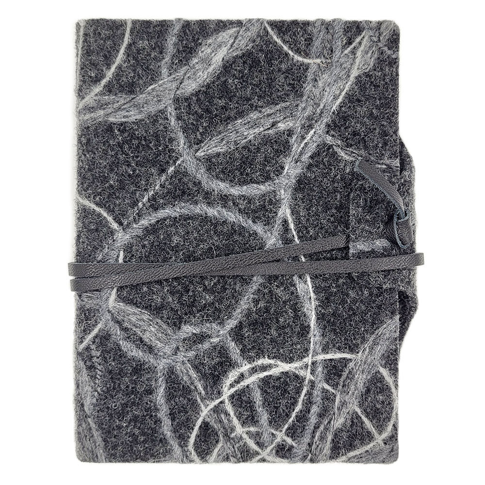 Блокнот Brunnen Бижу, на завязках, клетка, 80 гр/м2, 9.5 х 12.8 см, 96 листов Графит, пр-во Германия