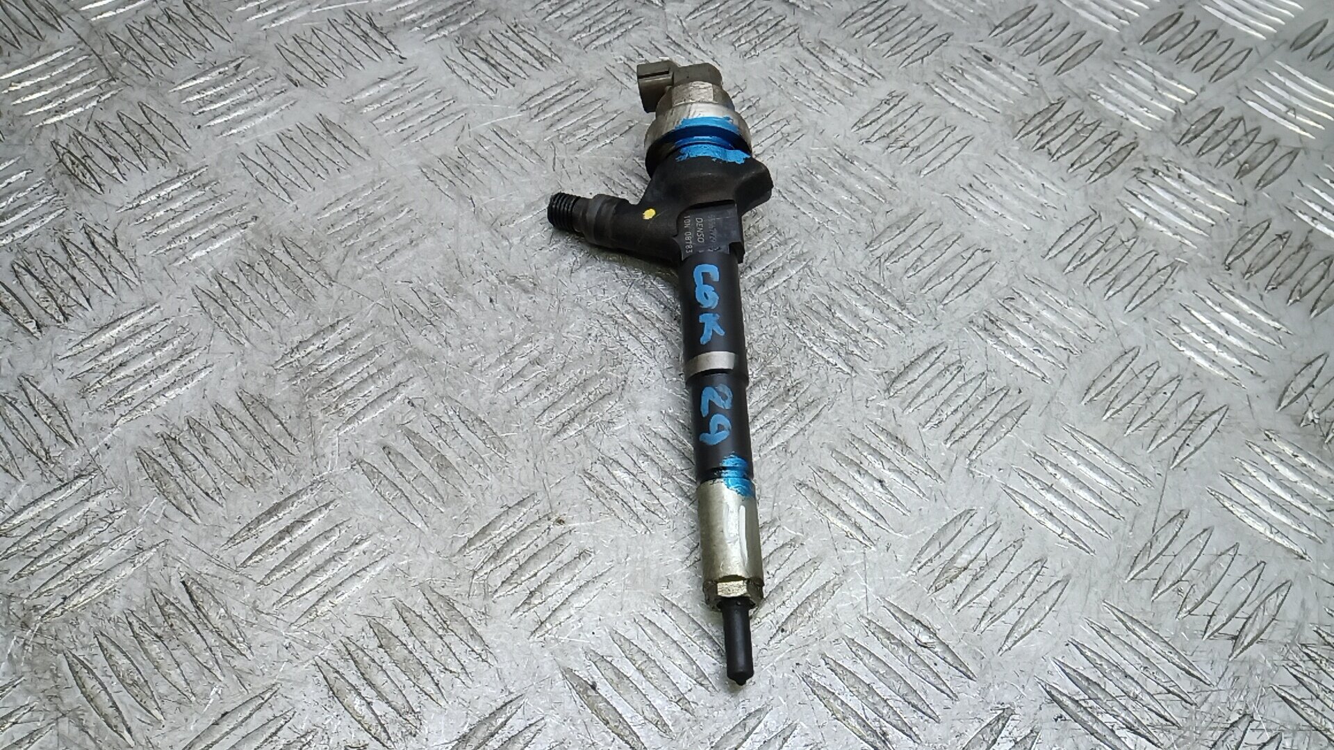 Форсунка дизельная OPEL ASTRA J, Номер 55567729, 821005, 95521528