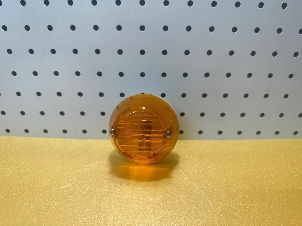 Указатель поворотов правый/левый (повторитель) правый левый МАН ТГА ТГС ТГХ SITRAK C7H (на корпус ступенек)