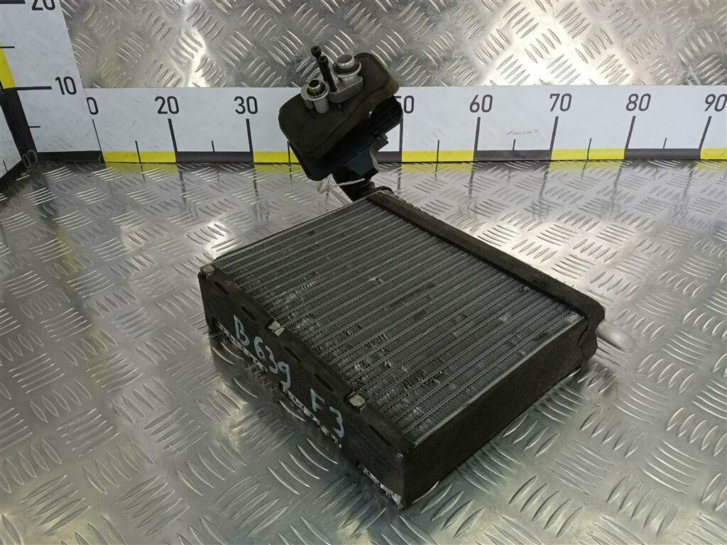 Испаритель кондиционера Б/У для FORD Focus III рестайлинг (2014—2019) F1FZ19850A