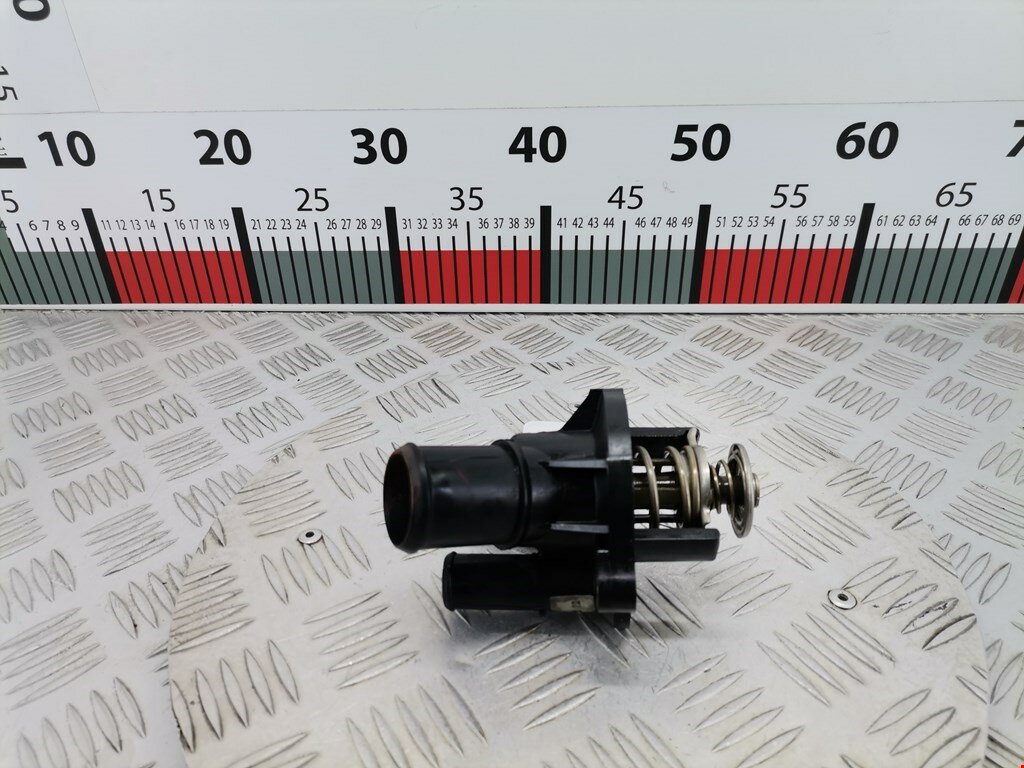 Корпус термостата Ford Mondeo 3 1358178 арт. 1956696