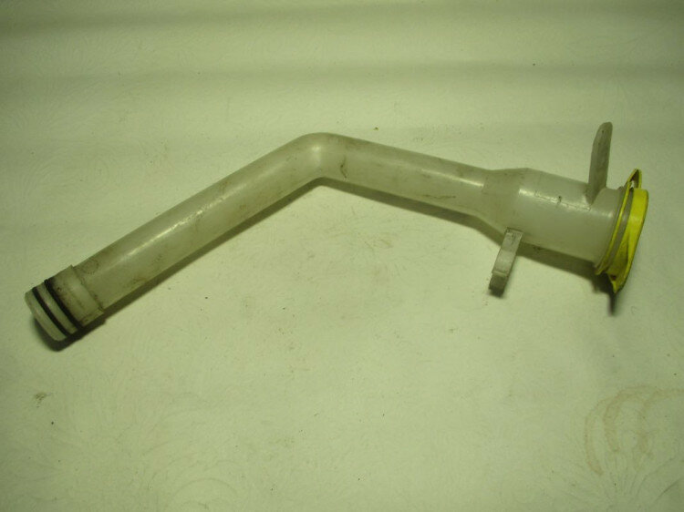 Горловина бачка омывателя 96673372 4811325 Опель Антара Шевроле Каптива