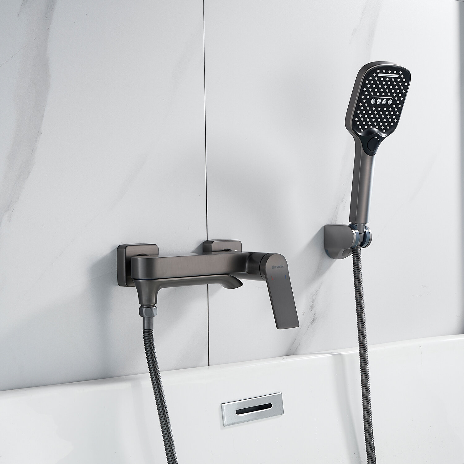 Смеситель для ванны Shevanik S4102T, латунь, с каскадным изливом, цвет оружейная сталь