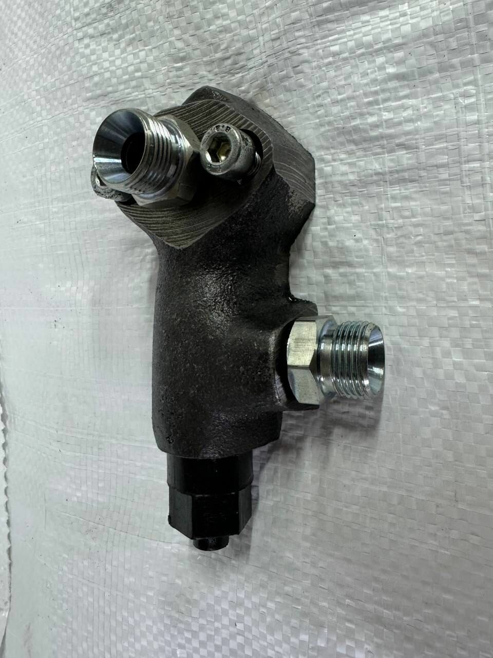 Запчасти ДВС для грузовика