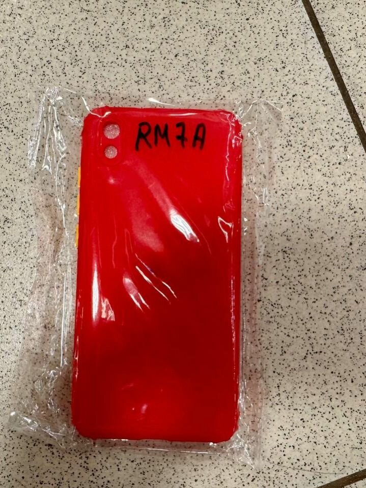 Чехол на Xiaomi Redmi 7A накладка на заднюю часть смартфона 1 штука