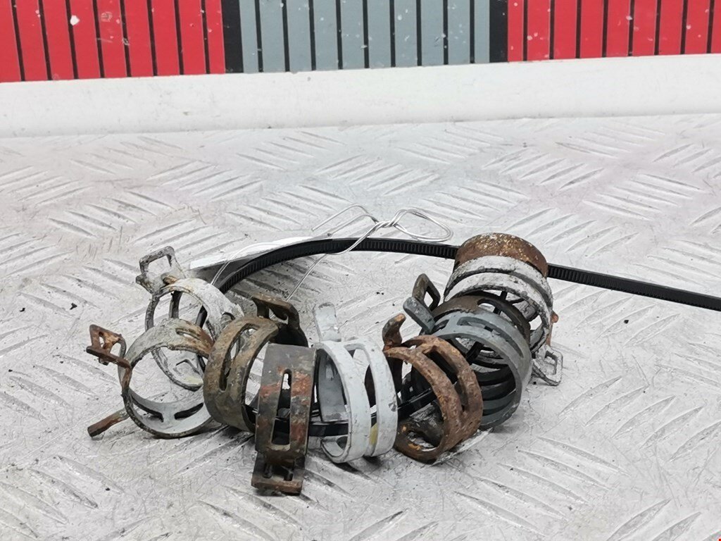 Хомут металлический Volkswagen Touareg 1 11617798304 арт. 1978466