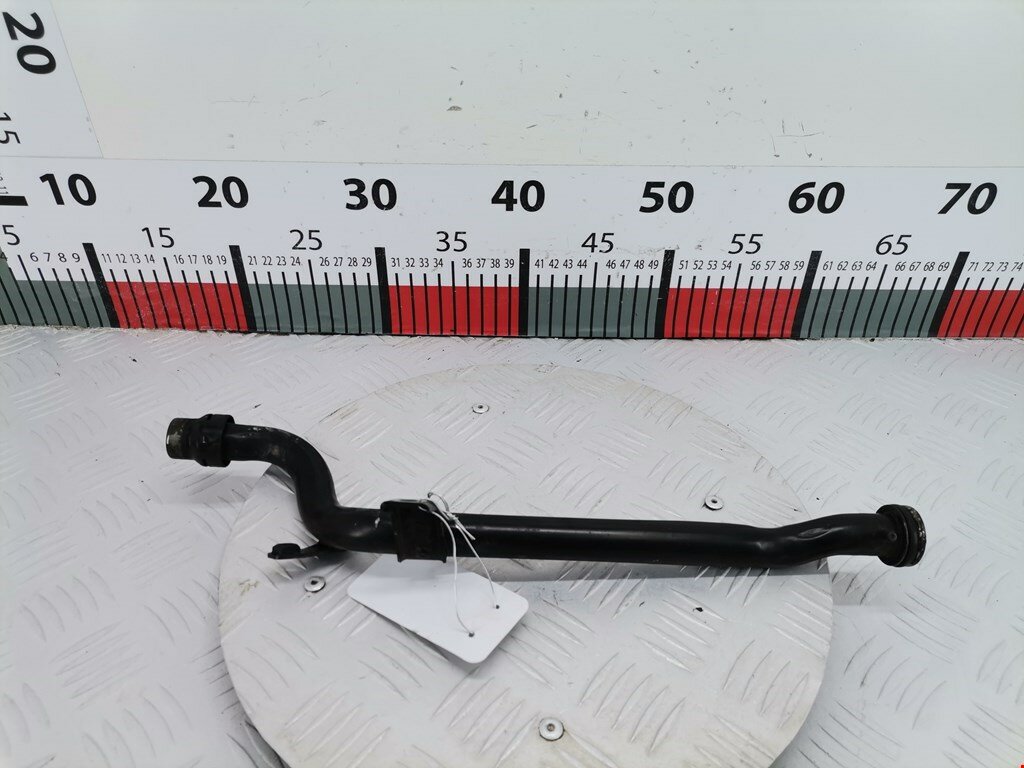 Патрубок охлаждения Audi A6 C5 06C121075F арт. 1660991