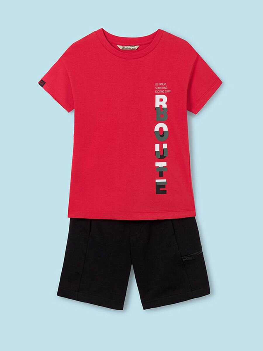 Комплект одежды