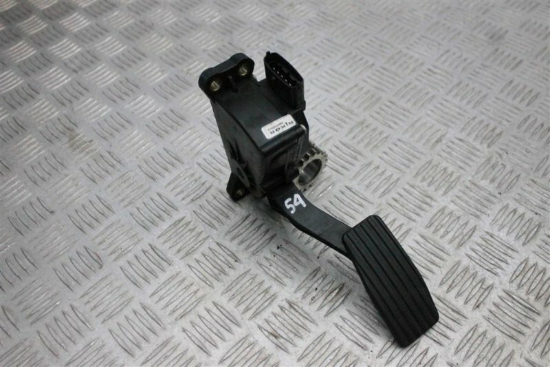 Б/У Педаль газа LADA Priora Sedan / Лада Приора Седан 1.6 16КЛ 2008