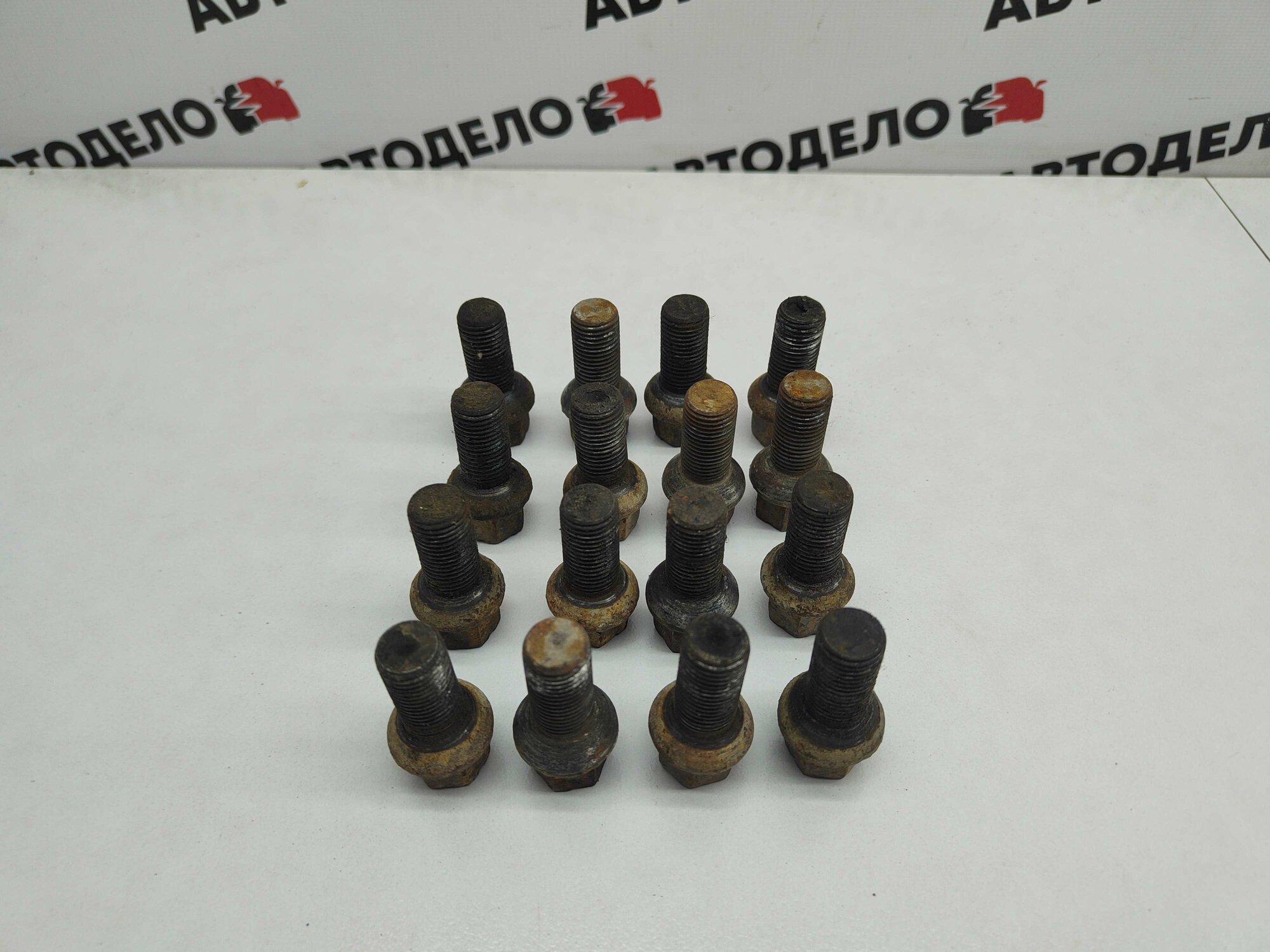 Болты колесные комплект 16 шт М14 х 1,5