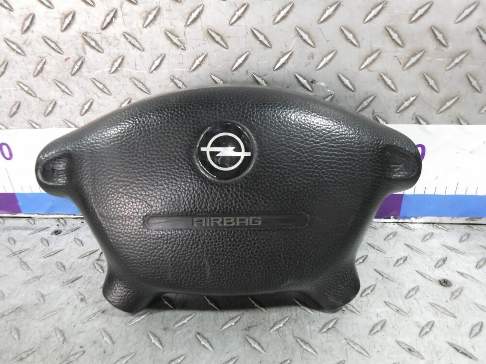 Подушка безопасности в руль Opel Vectra B