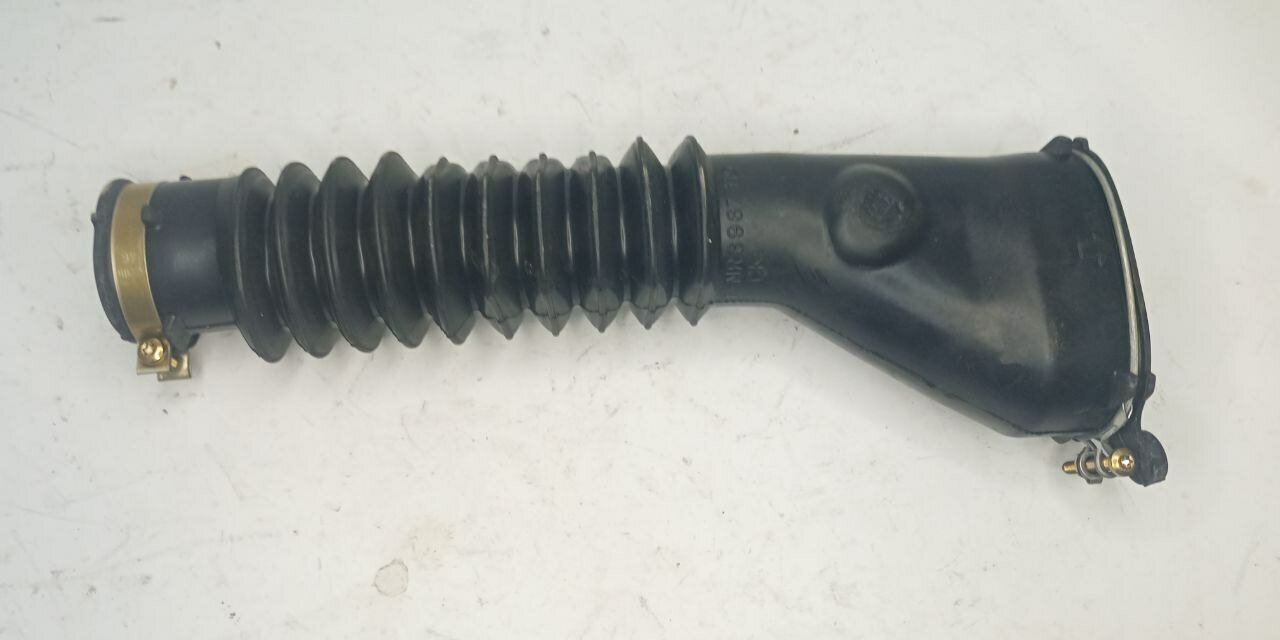 Патрубок заливной Miele 3967110 б/у