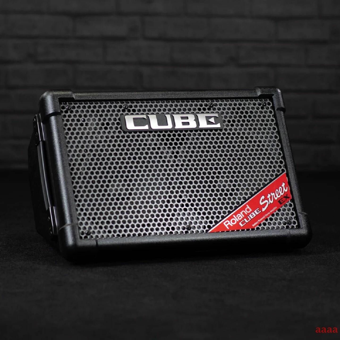 Гитарный комбоусилитель