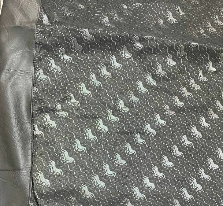 Чехлы в машину для Mazda 6 II 2007-2013 г. - седан 2/3 черный экокожа черно-белый жаккард "Экстрим" ЭЛиС