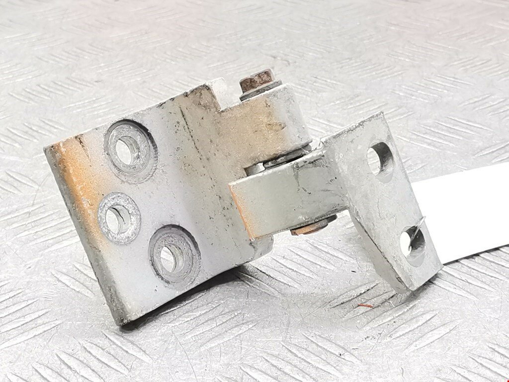 Петля двери передней правой Citroen Berlingo 1 903599 арт. 2151271