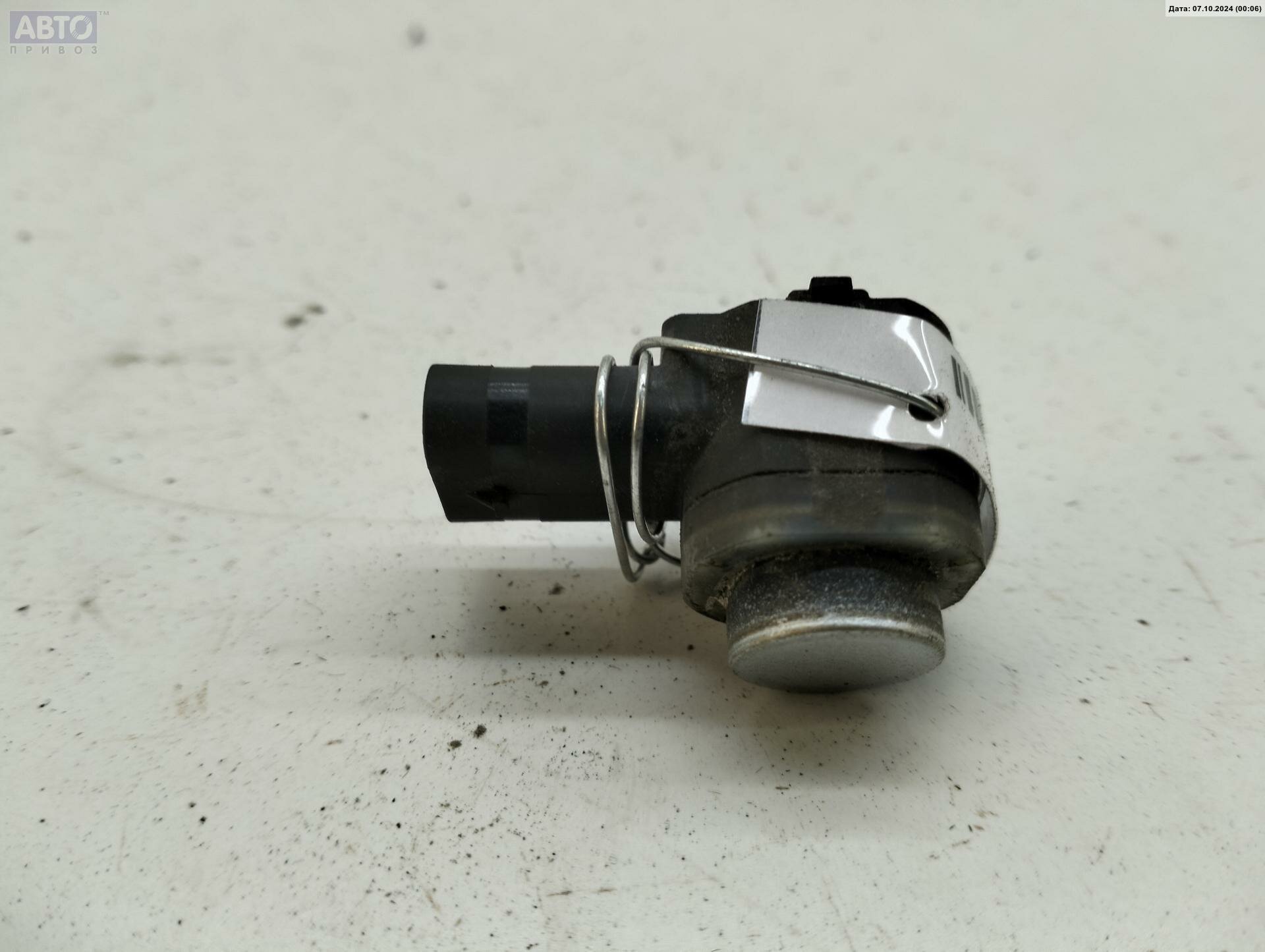 Датчик парковки (парктроник) передний Volkswagen Passat B6