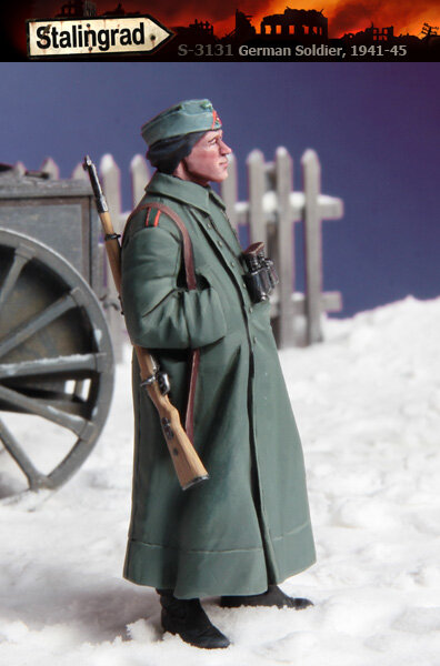 3131 Stalingrad Германский солдат у полевой кухни 1/35