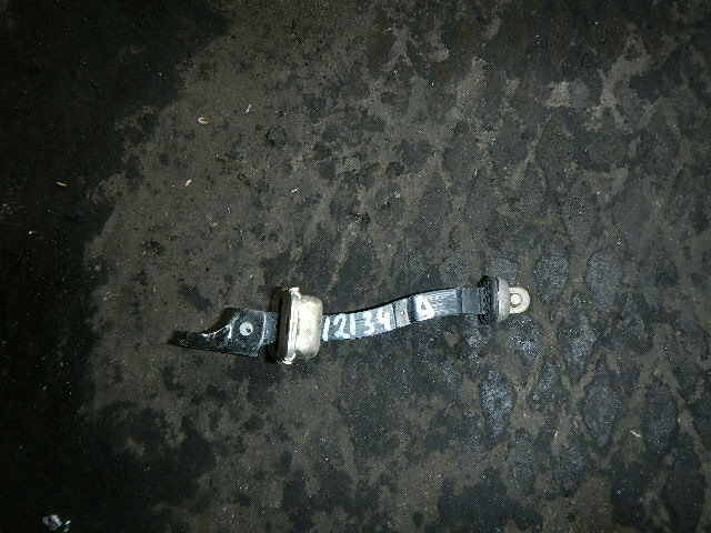 Б/У Ограничитель двери, Mazda (Мазда)-6 (GG) (02-07) MAZDA 6 (GG) (02-07) передний правый целый 121349 MAZDA арт. GJ6A58270F